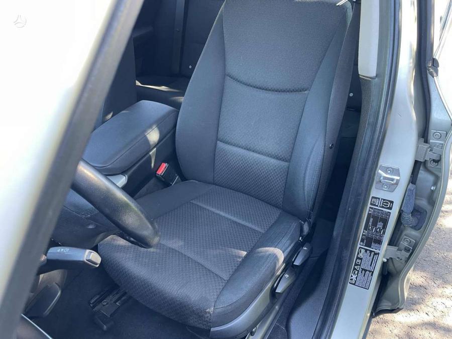 Grey BMW X3 2012 in Vilnius, with an engine capacity of 2.00 L and mileage of 168 thousand km for 9000 €, photo 17 on AUTOMOTO.COM.LV