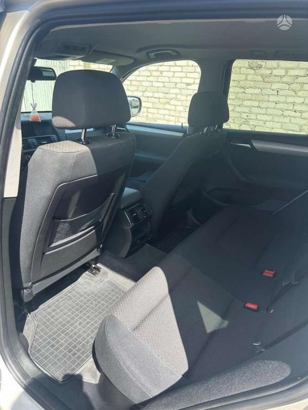 Grey BMW X3 2012 in Siauliai, with an engine capacity of 2.00 L and mileage of 290 thousand km for 8300 €, photo 7 on AUTOMOTO.COM.LV