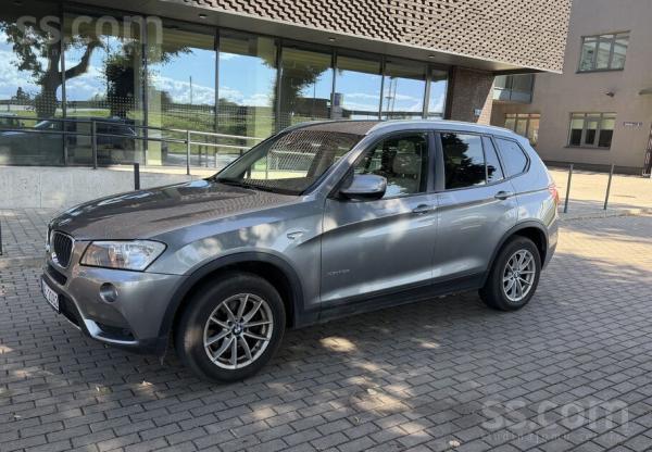 Pelēks BMW X3 2012 Daugavpils, ar dzinēja tilpumu 2.00 L un nobraukumu 196 tūkst. km par 13550 €, foto 4 vietnē AUTOMOTO.COM.LV