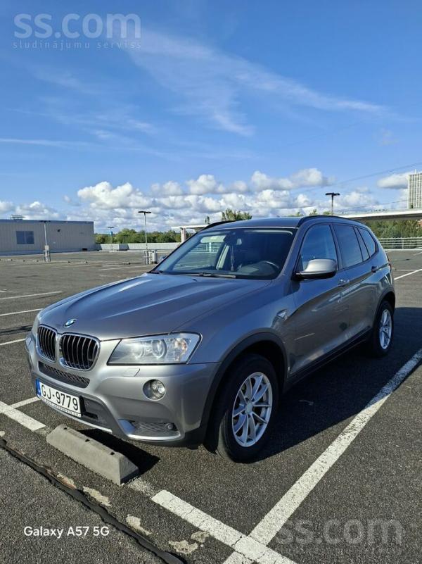 Pelēks BMW X3 2012 Rīga, ar dzinēja tilpumu 2.00 L un nobraukumu 297 tūkst. km par 12500 €, foto 1 vietnē AUTOMOTO.COM.LV