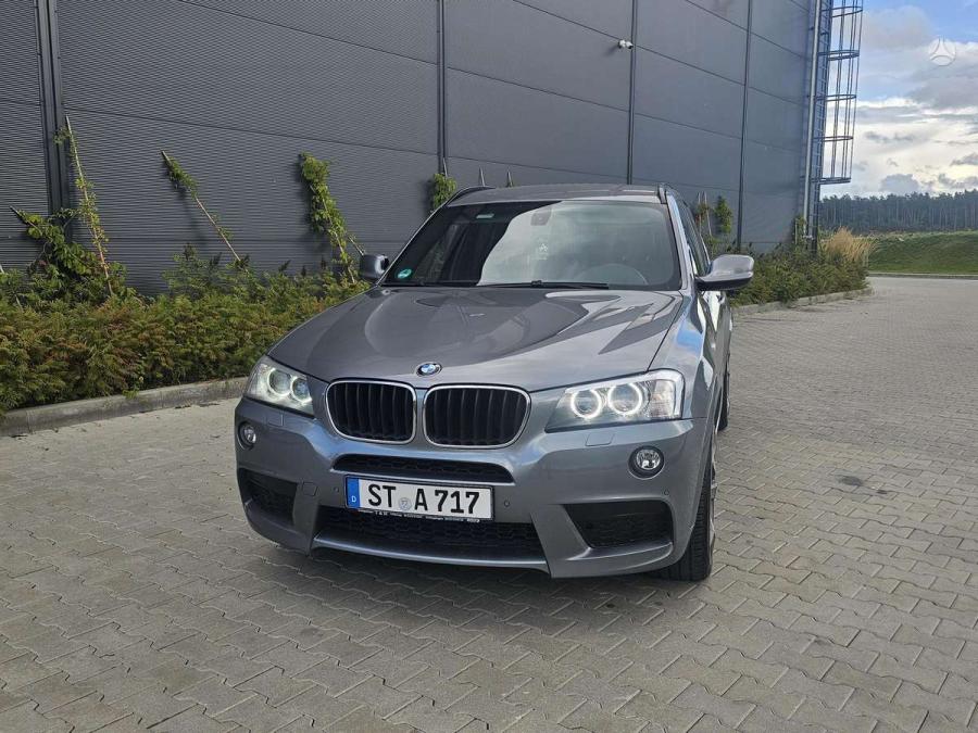 Grey BMW X3 2012 in Vilnius, with an engine capacity of 2.00 L and mileage of 291 thousand km for 10800 €, photo 3 on AUTOMOTO.COM.LV