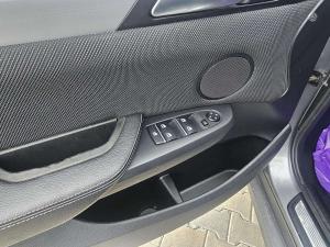 Grey BMW X3 2012 in Vilnius, with an engine capacity of 2.00 L and mileage of 291 thousand km for 10800 €, photo 15 on AUTOMOTO.COM.LV