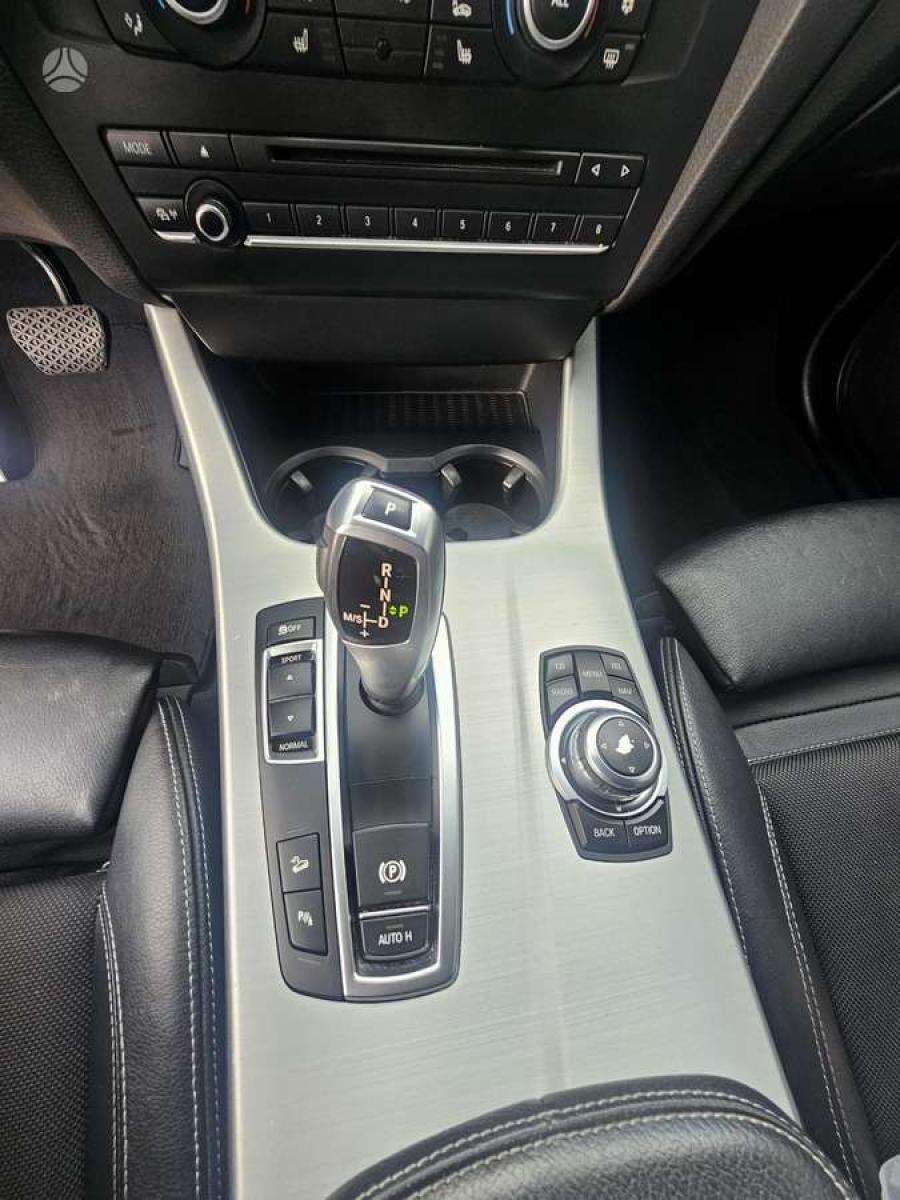 Grey BMW X3 2012 in Vilnius, with an engine capacity of 2.00 L and mileage of 291 thousand km for 10800 €, photo 22 on AUTOMOTO.COM.LV