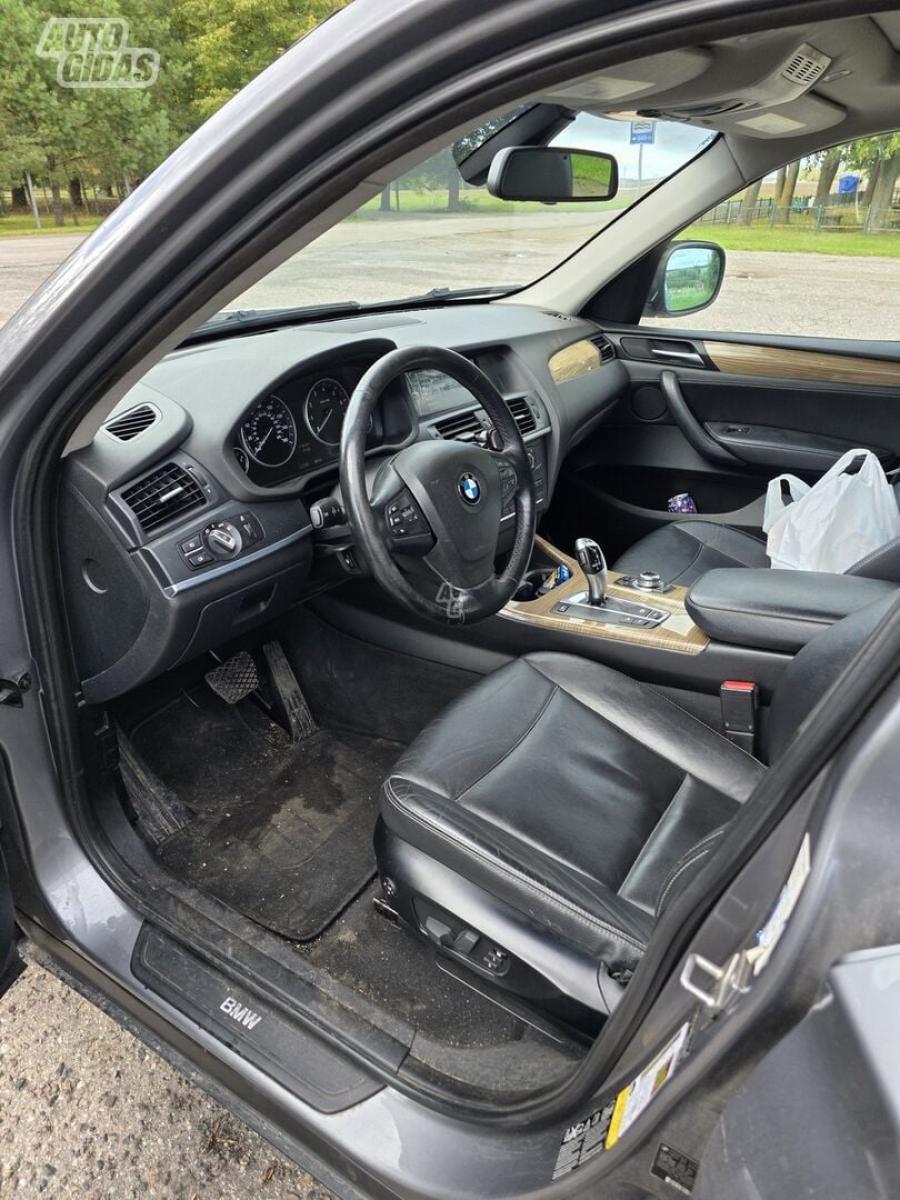 Grey BMW X3 2012 in Panevezys, with an engine capacity of 3.00 L and mileage of 211 thousand km for 8000 €, photo 15 on AUTOMOTO.COM.LV