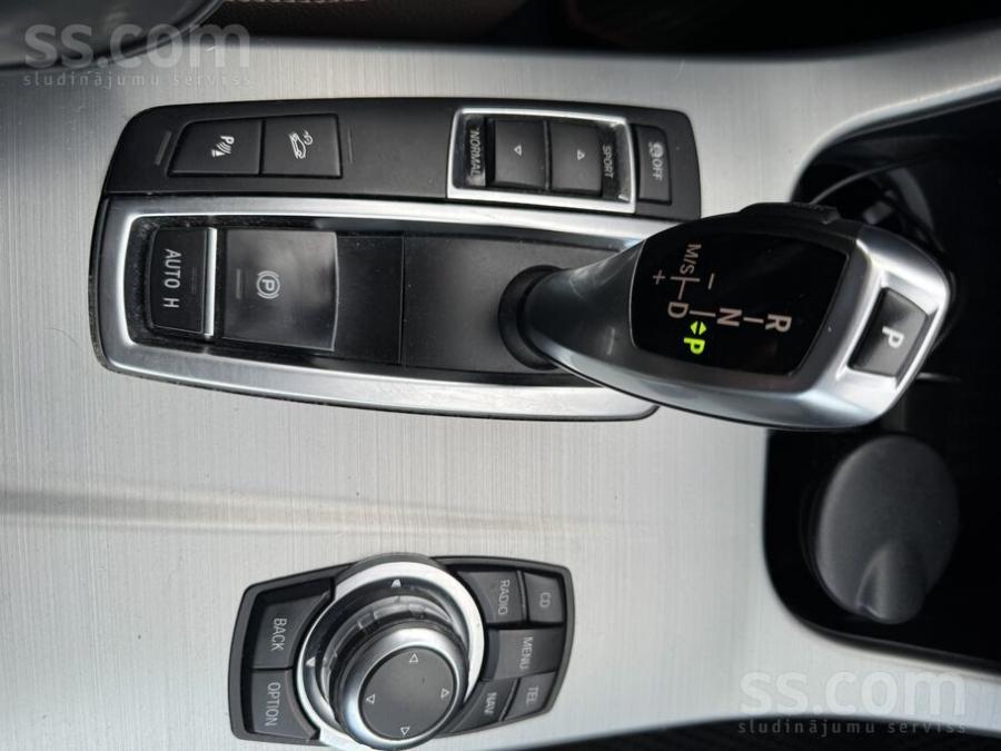 Grey BMW X3 2012 in Riga, with an engine capacity of 3.00 L and mileage of 278 thousand km for 10100 €, photo 12 on AUTOMOTO.COM.LV
