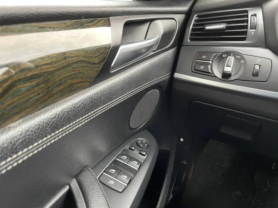Pelēks BMW X3 2013 Talsi, ar dzinēja tilpumu 2.00 L un nobraukumu 276 tūkst. km par 9400 €, foto 12 vietnē AUTOMOTO.COM.LV