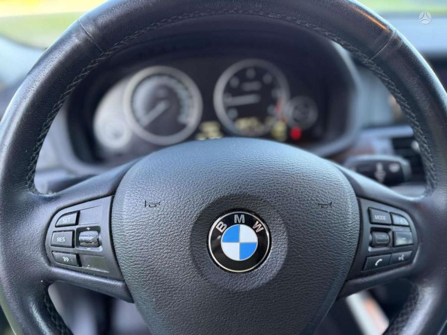 Grey BMW X3 2013 in Utena, with an engine capacity of 2.00 L and mileage of 172 thousand km for 9950 €, photo 15 on AUTOMOTO.COM.LV