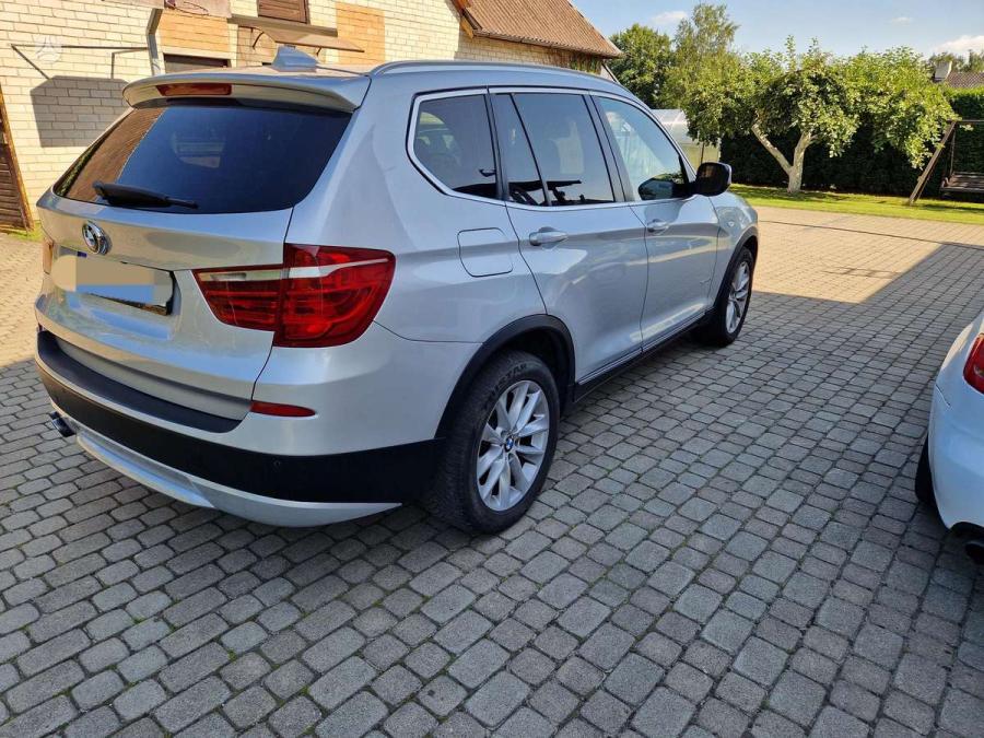 Grey BMW X3 2013 in Panevezys, with an engine capacity of 2.00 L and mileage of 185 thousand km for 7650 €, photo 3 on AUTOMOTO.COM.LV