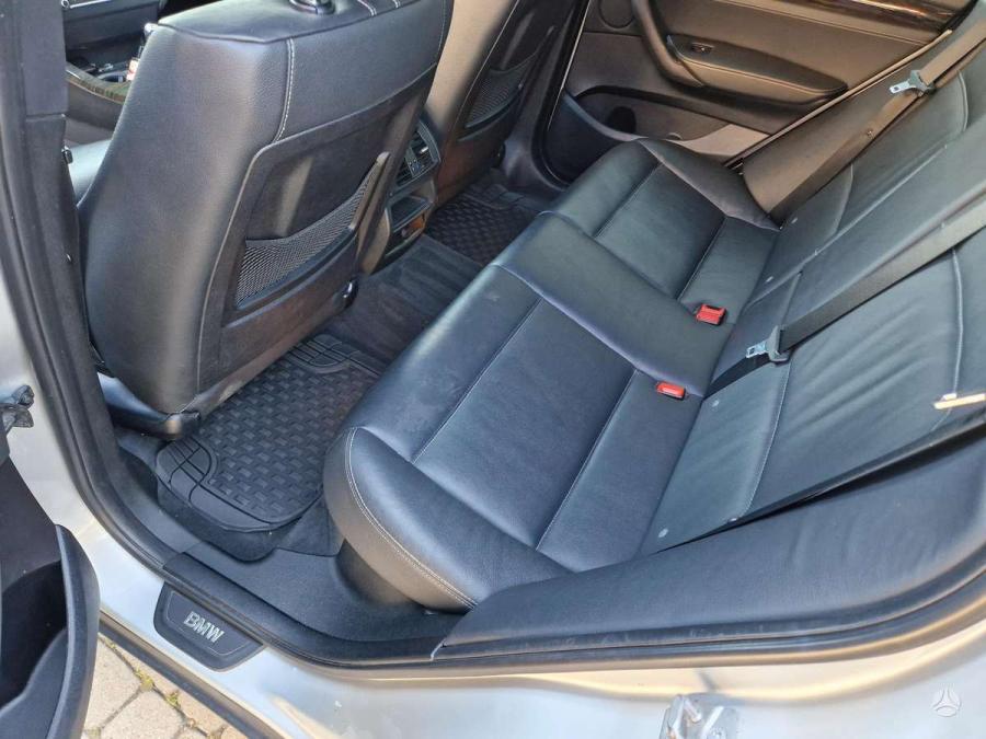 Grey BMW X3 2013 in Panevezys, with an engine capacity of 2.00 L and mileage of 185 thousand km for 7650 €, photo 14 on AUTOMOTO.COM.LV