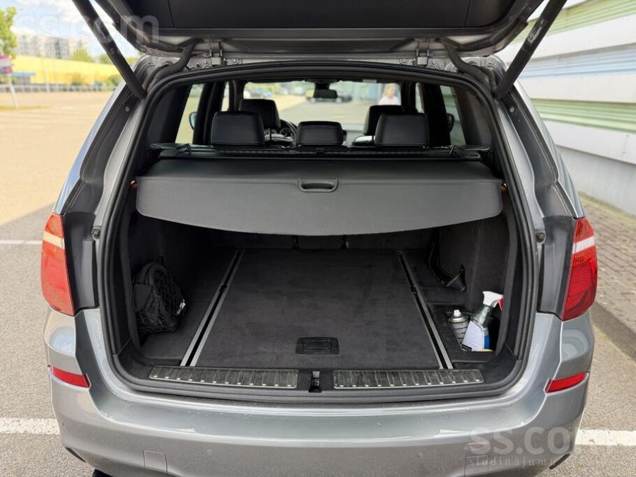 Grey BMW X3 2013 in Riga, with an engine capacity of 3.00 L and mileage of 349 thousand km for 12000 €, photo 10 on AUTOMOTO.COM.LV
