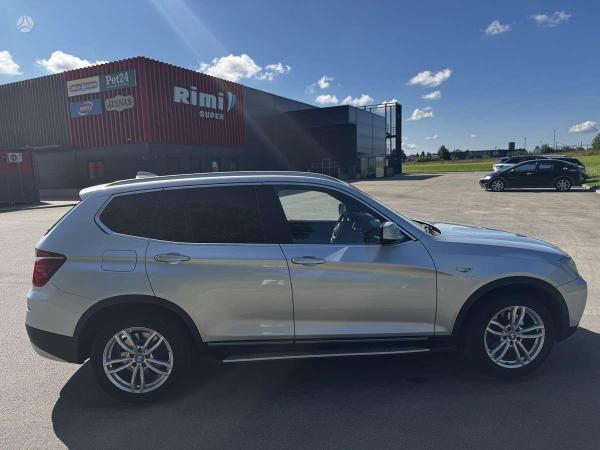 Grey BMW X3 2013 in Kretinga, with an engine capacity of 2.99 L and mileage of 305 thousand km for 11000 €, photo 7 on AUTOMOTO.COM.LV