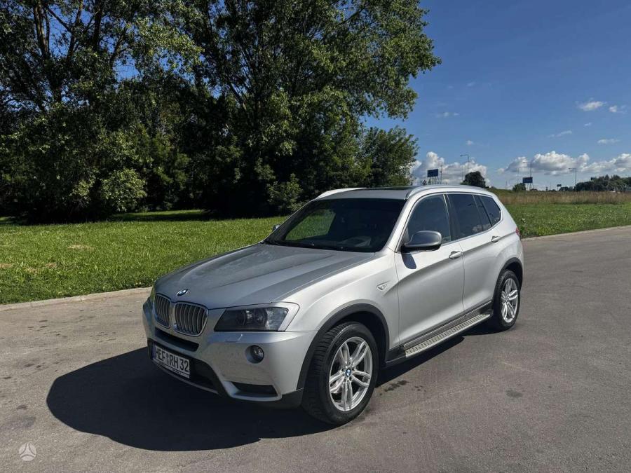 Grey BMW X3 2013 in Kretinga, with an engine capacity of 2.99 L and mileage of 305 thousand km for 11000 €, photo 9 on AUTOMOTO.COM.LV