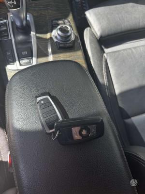 Grey BMW X3 2013 in Kretinga, with an engine capacity of 2.99 L and mileage of 305 thousand km for 11000 €, photo 19 on AUTOMOTO.COM.LV