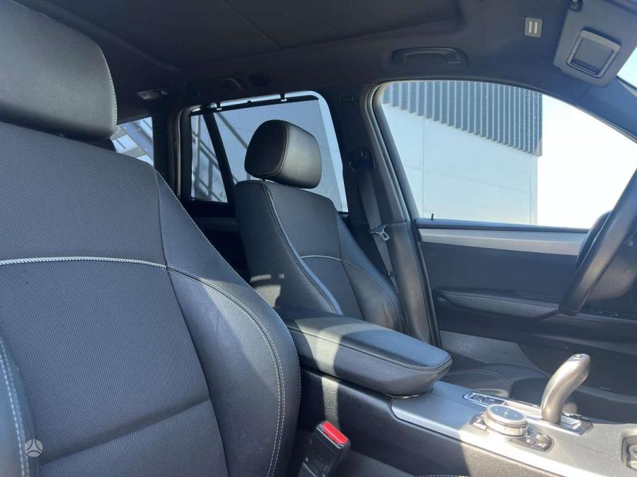 Grey BMW X3 2013 in Kaunas, with an engine capacity of 2.99 L and mileage of 238 thousand km for 9700 €, photo 16 on AUTOMOTO.COM.LV