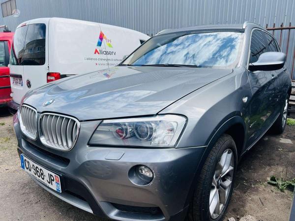 Pelēks BMW X3 2013 Kauņa, ar dzinēja tilpumu 2.99 L un nobraukumu 250 tūkst. km par 4700 €, foto 1 vietnē AUTOMOTO.COM.LV