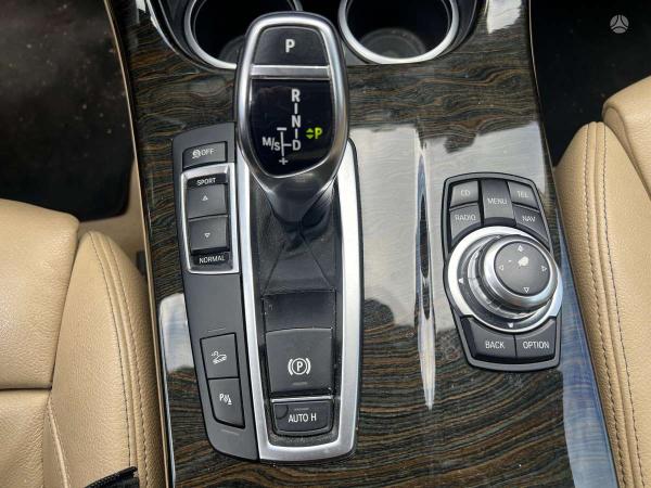 Pelēks BMW X3 2013 Kauņa, ar dzinēja tilpumu 2.99 L un nobraukumu 250 tūkst. km par 4700 €, foto 8 vietnē AUTOMOTO.COM.LV