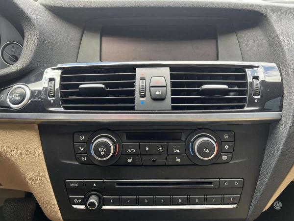 Pelēks BMW X3 2013 Kauņa, ar dzinēja tilpumu 2.99 L un nobraukumu 250 tūkst. km par 4700 €, foto 10 vietnē AUTOMOTO.COM.LV