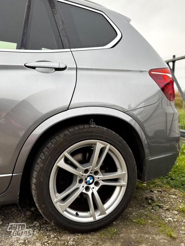 BMW X3 2013 in Klaipeda on AUTOMOTO.COM.LV Grey BMW X3 2013 in Klaipeda, with an engine capacity of 2.00 L and mileage of 255 thousand km for 11500 €, photo 9 on AUTOMOTO.COM.LV