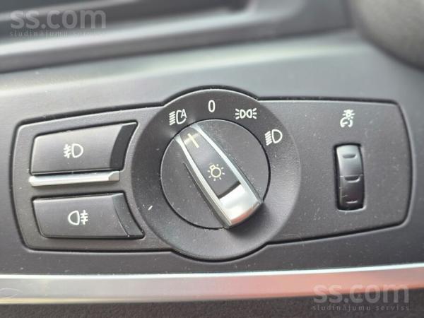 Grey BMW X3 2013 in Riga, with an engine capacity of 2.00 L and mileage of 153 thousand km for 10500 €, photo 8 on AUTOMOTO.COM.LV