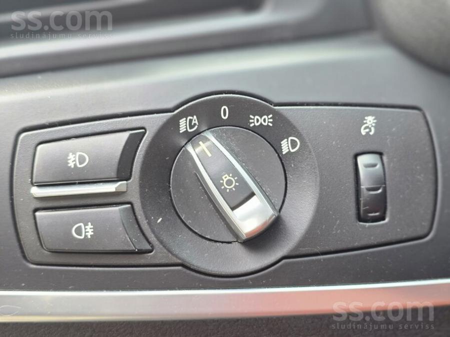 Grey BMW X3 2013 in Riga, with an engine capacity of 2.00 L and mileage of 153 thousand km for 10500 €, photo 8 on AUTOMOTO.COM.LV