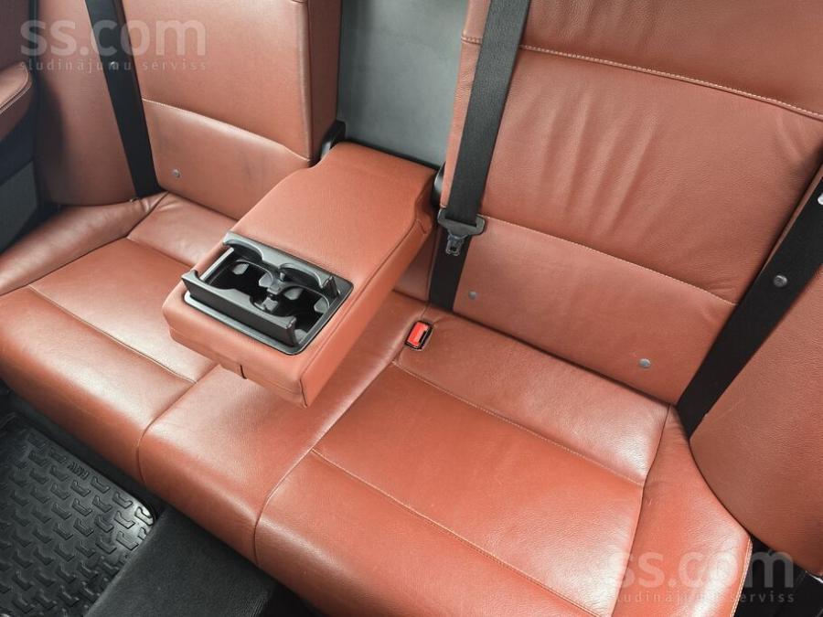 Grey BMW X3 2013 in Riga, with an engine capacity of 2.00 L and mileage of 153 thousand km for 10500 €, photo 21 on AUTOMOTO.COM.LV
