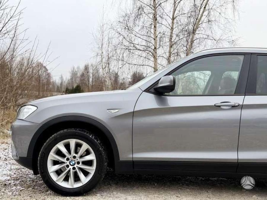Pelēks BMW X3 2014 Šauļi, ar dzinēja tilpumu 2.00 L un nobraukumu 290 tūkst. km par 12950 €, foto 11 vietnē AUTOMOTO.COM.LV