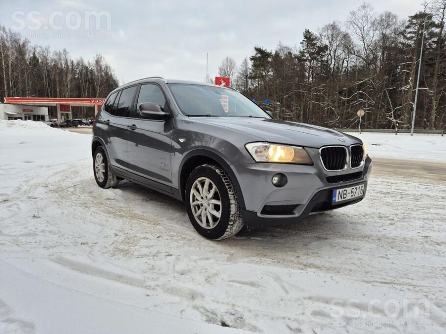 Grey BMW X3 2014 in Riga, with an engine capacity of 2.00 L and mileage of 254 thousand km for 10200 €, photo 4 on AUTOMOTO.COM.LV