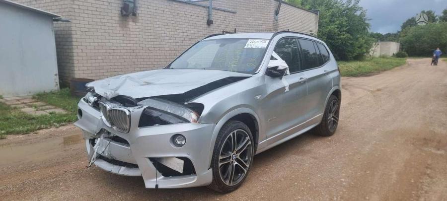 Grey BMW X3 2014 in Vilnius, with an engine capacity of 2.98 L and mileage of 97 thousand km for 7800 €, photo 8 on AUTOMOTO.COM.LV