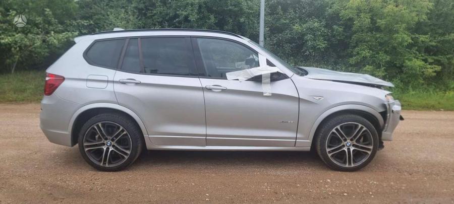 Pelēks BMW X3 2014 Viļņa, ar dzinēja tilpumu 2.98 L un nobraukumu 97 tūkst. km par 7800 €, foto 6 vietnē AUTOMOTO.COM.LV