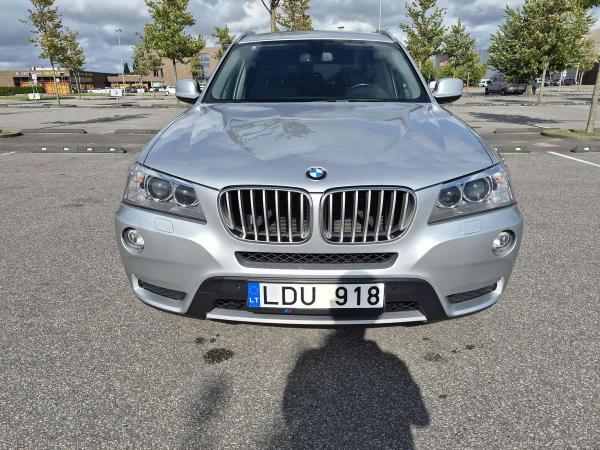 БМВ Х3 2014 в Клайпеда на AUTOMOTO.COM.LV Серый БМВ Х3 2014 в Клайпеда, объемом двигателя 2.99 л и пробегом 250 тыс. км за 9650 €, фото 5 на AUTOMOTO.COM.LV