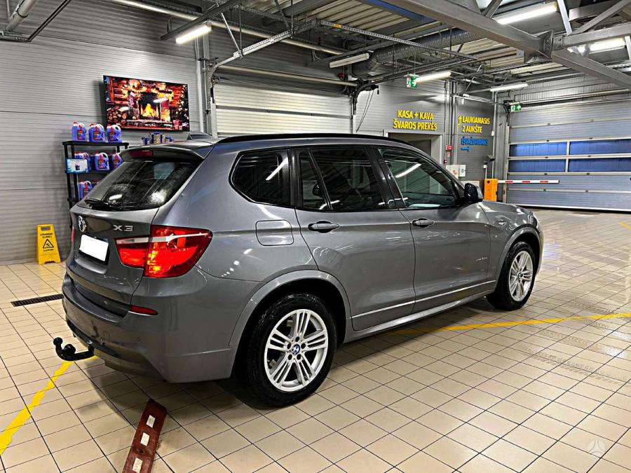 Pelēks BMW X3 2015 Viļņa, ar dzinēja tilpumu 2.99 L un nobraukumu 346 tūkst. km par 12999 €, foto 4 vietnē AUTOMOTO.COM.LV