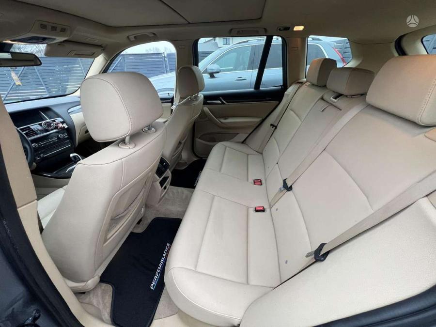 Grey BMW X3 2015 in Kaunas, with an engine capacity of 2.00 L and mileage of 252 thousand km for 10900 €, photo 12 on AUTOMOTO.COM.LV