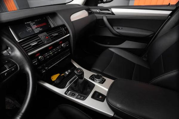 Grey BMW X3 2015 in Jelgava, with an engine capacity of 2.00 L and mileage of 157 thousand km for 12500 €, photo 10 on AUTOMOTO.COM.LV