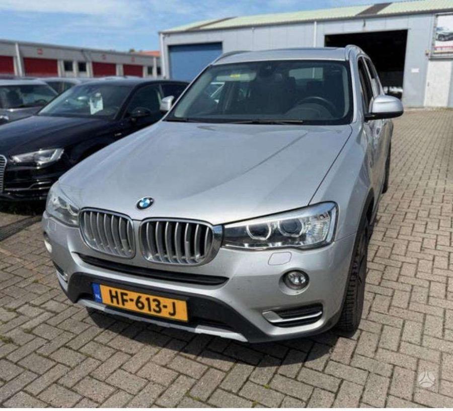 Grey BMW X3 2015 in Kaunas, with an engine capacity of 2.00 L and mileage of 291 thousand km for 9850 €, photo 4 on AUTOMOTO.COM.LV