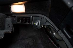 Grey BMW X3 2015 in Elektrenai, with an engine capacity of 2.00 L and mileage of 211 thousand km for 14750 €, photo 16 on AUTOMOTO.COM.LV