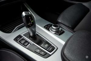 Grey BMW X3 2015 in Elektrenai, with an engine capacity of 2.00 L and mileage of 211 thousand km for 14750 €, photo 19 on AUTOMOTO.COM.LV