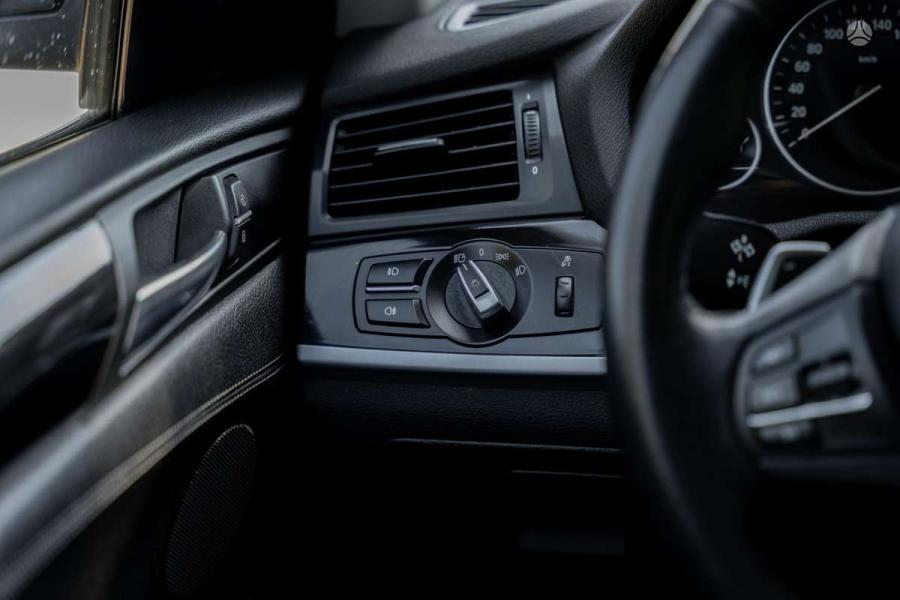Pelēks BMW X3 2015 Viļņa, ar dzinēja tilpumu 2.00 L un nobraukumu 234 tūkst. km par 13200 €, foto 22 vietnē AUTOMOTO.COM.LV