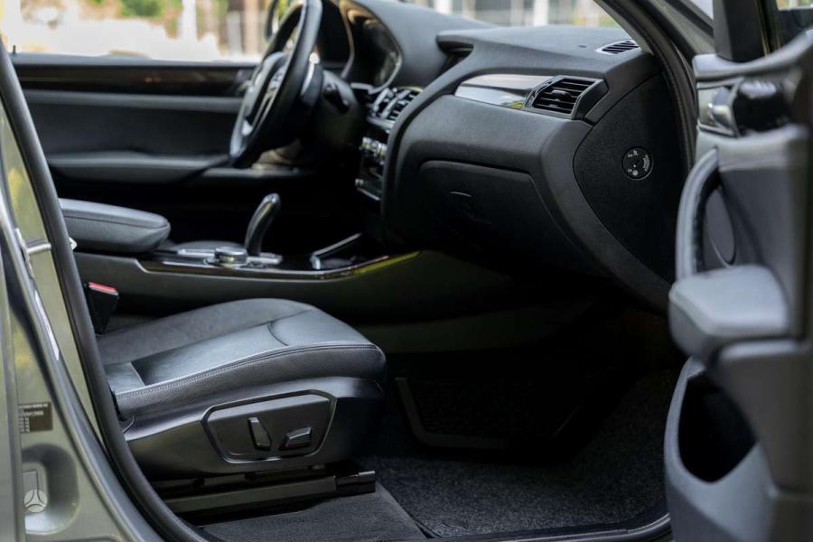 Pelēks BMW X3 2015 Viļņa, ar dzinēja tilpumu 2.00 L un nobraukumu 234 tūkst. km par 13200 €, foto 32 vietnē AUTOMOTO.COM.LV