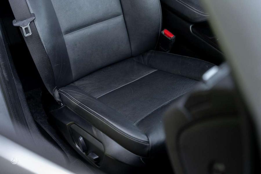 Pelēks BMW X3 2015 Viļņa, ar dzinēja tilpumu 2.00 L un nobraukumu 234 tūkst. km par 13200 €, foto 34 vietnē AUTOMOTO.COM.LV