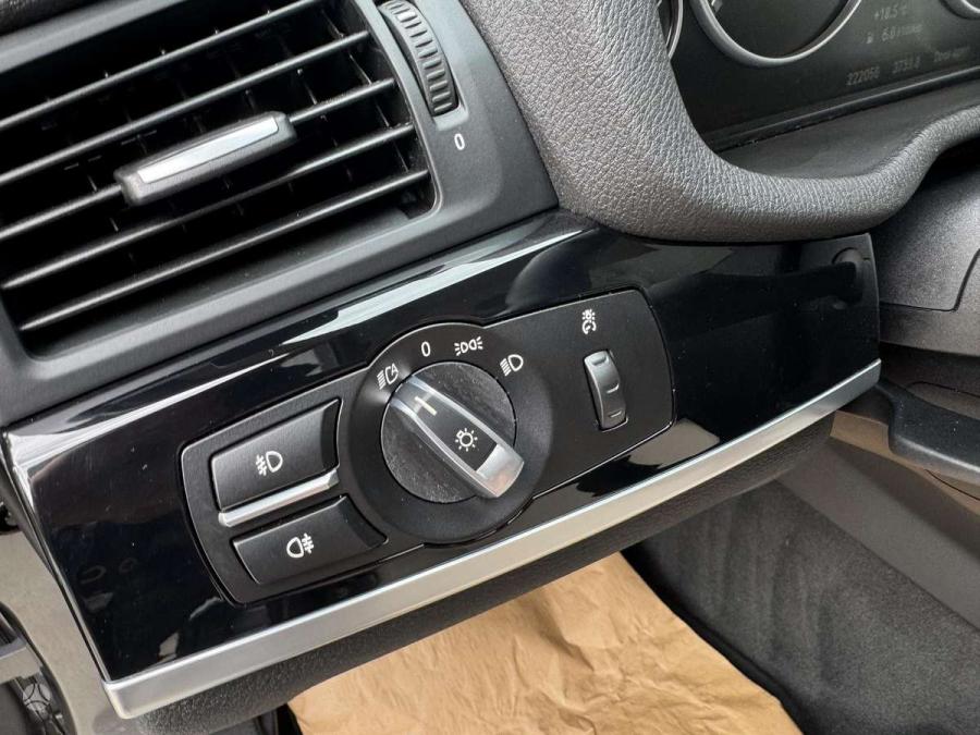 Pelēks BMW X3 2015 Alīta, ar dzinēja tilpumu 2.00 L un nobraukumu 222 tūkst. km par 11950 €, foto 19 vietnē AUTOMOTO.COM.LV
