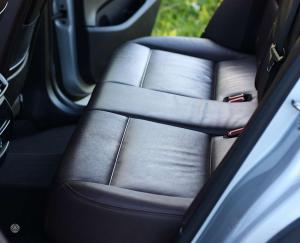 Grey BMW X3 2015 in Kretinga, with an engine capacity of 2.00 L and mileage of 213 thousand km for 12999 €, photo 26 on AUTOMOTO.COM.LV