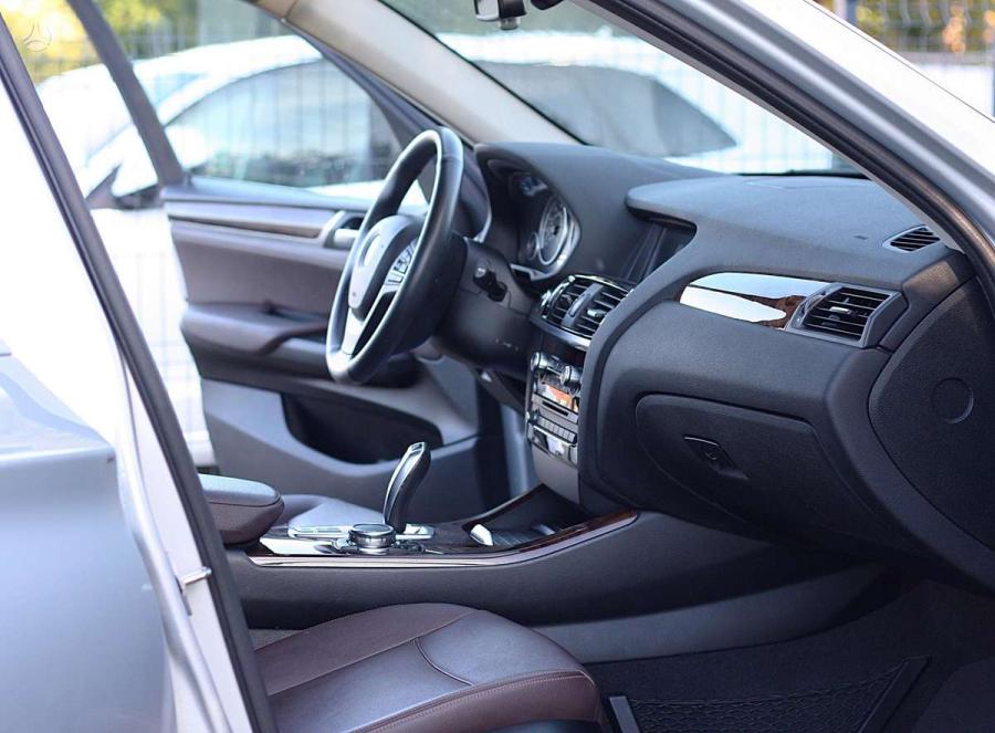 Grey BMW X3 2015 in Kretinga, with an engine capacity of 2.00 L and mileage of 213 thousand km for 12999 €, photo 35 on AUTOMOTO.COM.LV