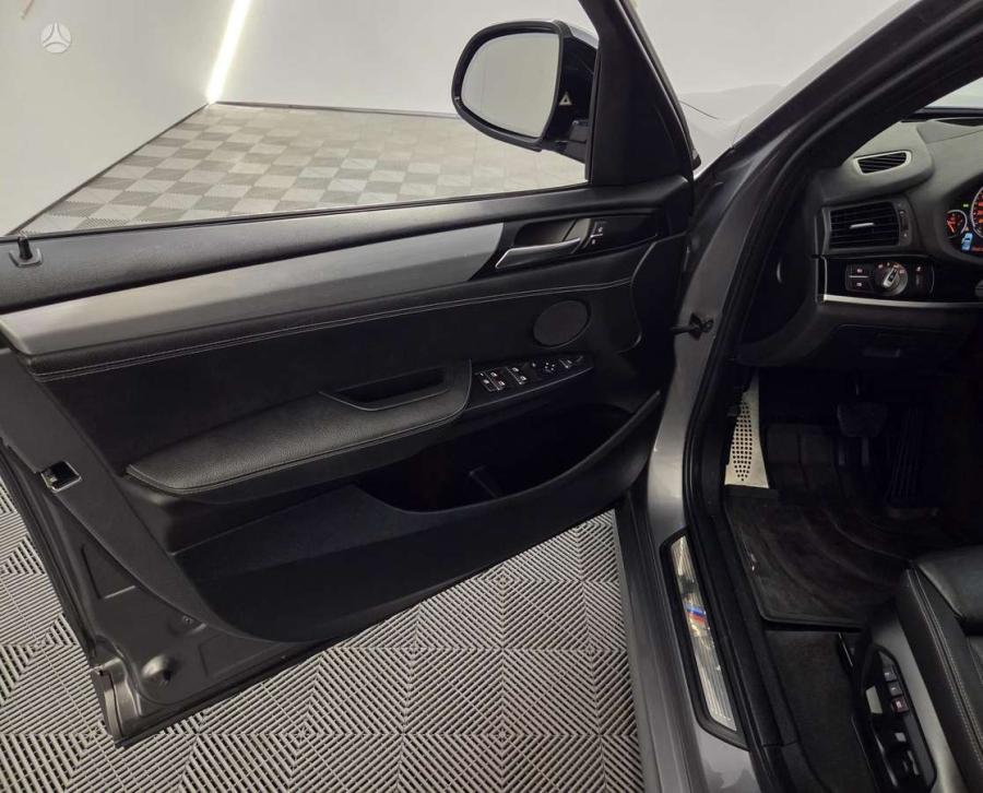 Pelēks BMW X3 2016 Marijampole, ar dzinēja tilpumu 2.99 L un nobraukumu 272 tūkst. km par 16450 €, foto 27 vietnē AUTOMOTO.COM.LV