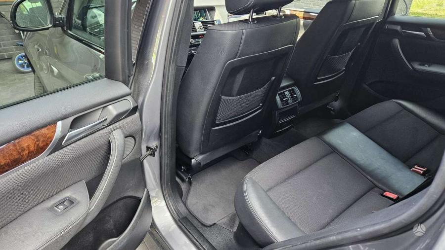 Grey BMW X3 2016 in Elektrenai, with an engine capacity of 2.00 L and mileage of 189 thousand km for 15800 €, photo 20 on AUTOMOTO.COM.LV
