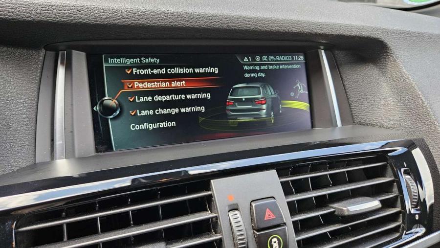 Grey BMW X3 2016 in Elektrenai, with an engine capacity of 2.00 L and mileage of 189 thousand km for 15800 €, photo 25 on AUTOMOTO.COM.LV