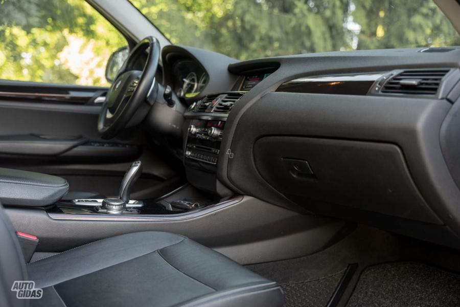 Grey BMW X3 2016 in Vilnius, with an engine capacity of 2.00 L and mileage of 231 thousand km for 13290 €, photo 13 on AUTOMOTO.COM.LV