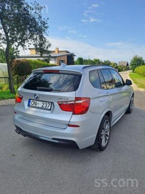 Grey BMW X3 2016 in Tukums, with an engine capacity of 3.00 L and mileage of 238 thousand km for 14900 €, photo 5 on AUTOMOTO.COM.LV