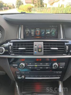 Grey BMW X3 2016 in Tukums, with an engine capacity of 3.00 L and mileage of 238 thousand km for 14900 €, photo 15 on AUTOMOTO.COM.LV