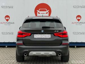 Grey BMW X3 2017 in Taurage, with an engine capacity of 2.00 L and mileage of 231 thousand km for 19000 €, photo 11 on AUTOMOTO.COM.LV