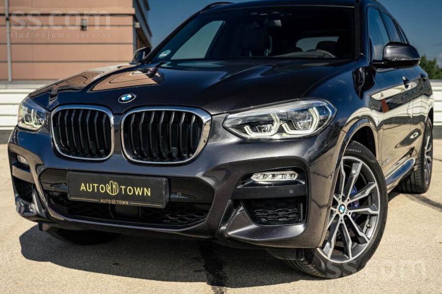 Grey BMW X3 2017 in Riga, with an engine capacity of 3.00 L and mileage of 219 thousand km for 24990 €, photo 3 on AUTOMOTO.COM.LV
